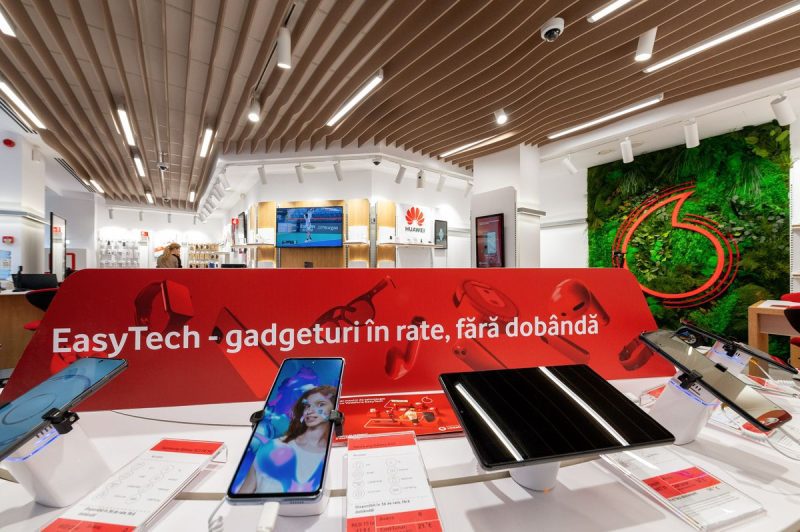 Vodafone a deschis primul magazin EasyTech - ithot, un blog fresh și smart